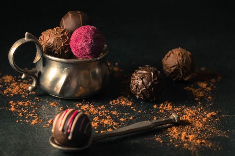 Shokolad tayyorlash retsepti - sut va kakaodan oddiy shirinlik ...